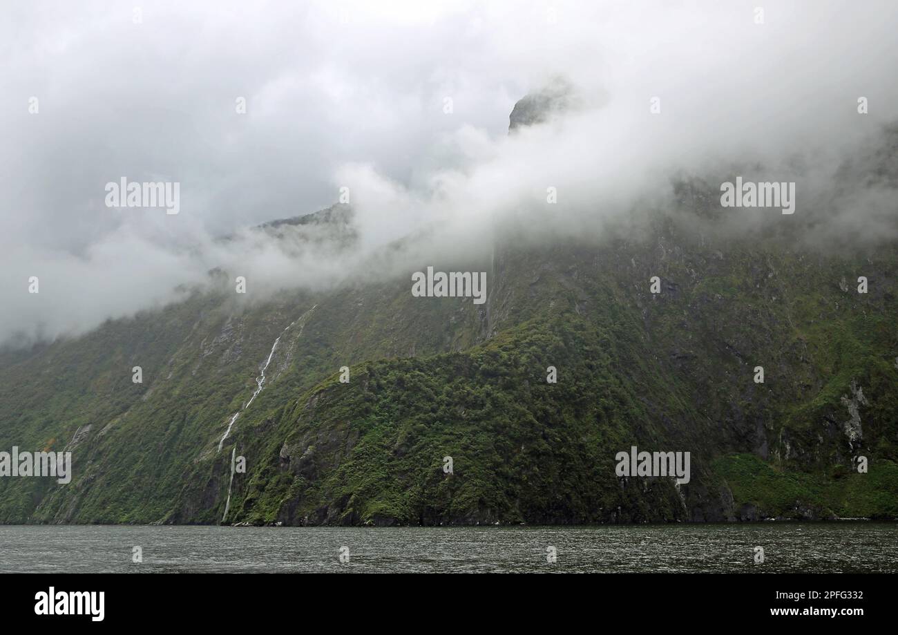 Palisade waterfall hi-res stock photography and images - Alamy