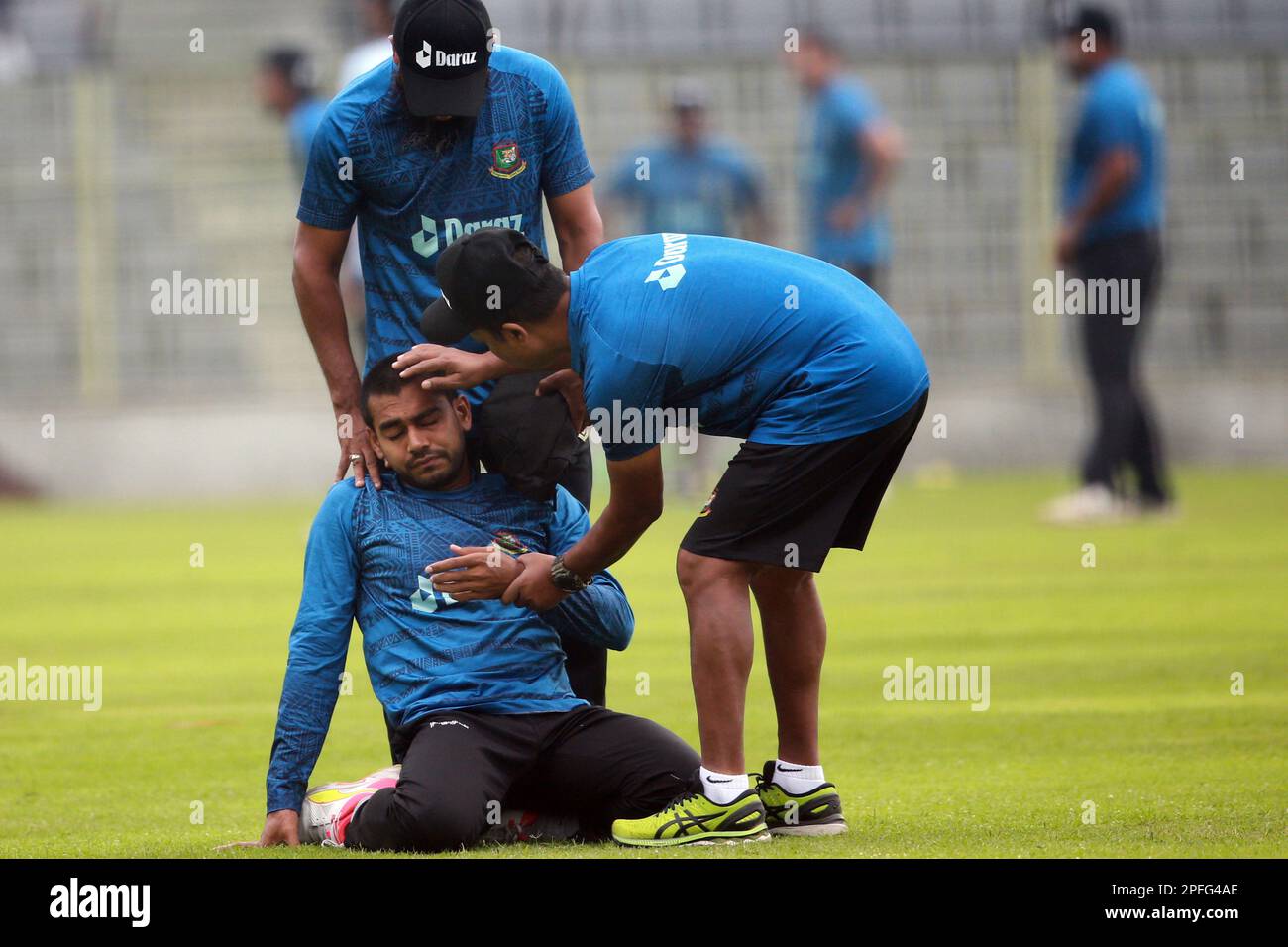 All rounder Mehidy Hasan Miraz gets injury during the Bangladesh ...