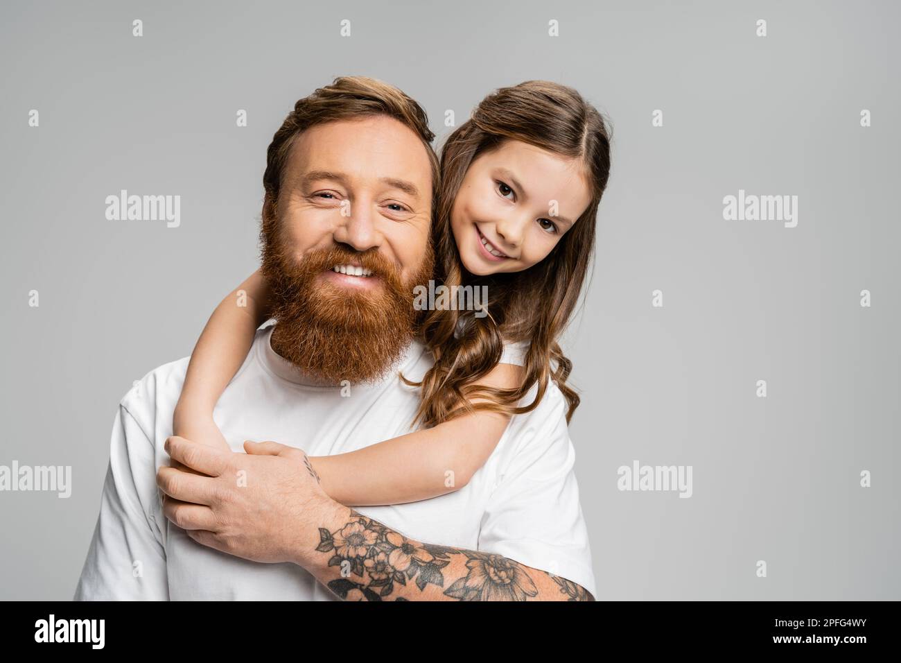 Cute preteen girl in t shirt hi-res stock photography and images - Alamy