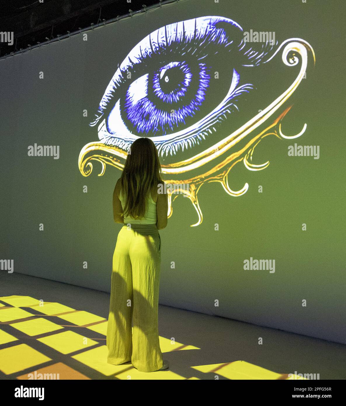 Immersive dali experience hi-res stock photography and images - Alamy