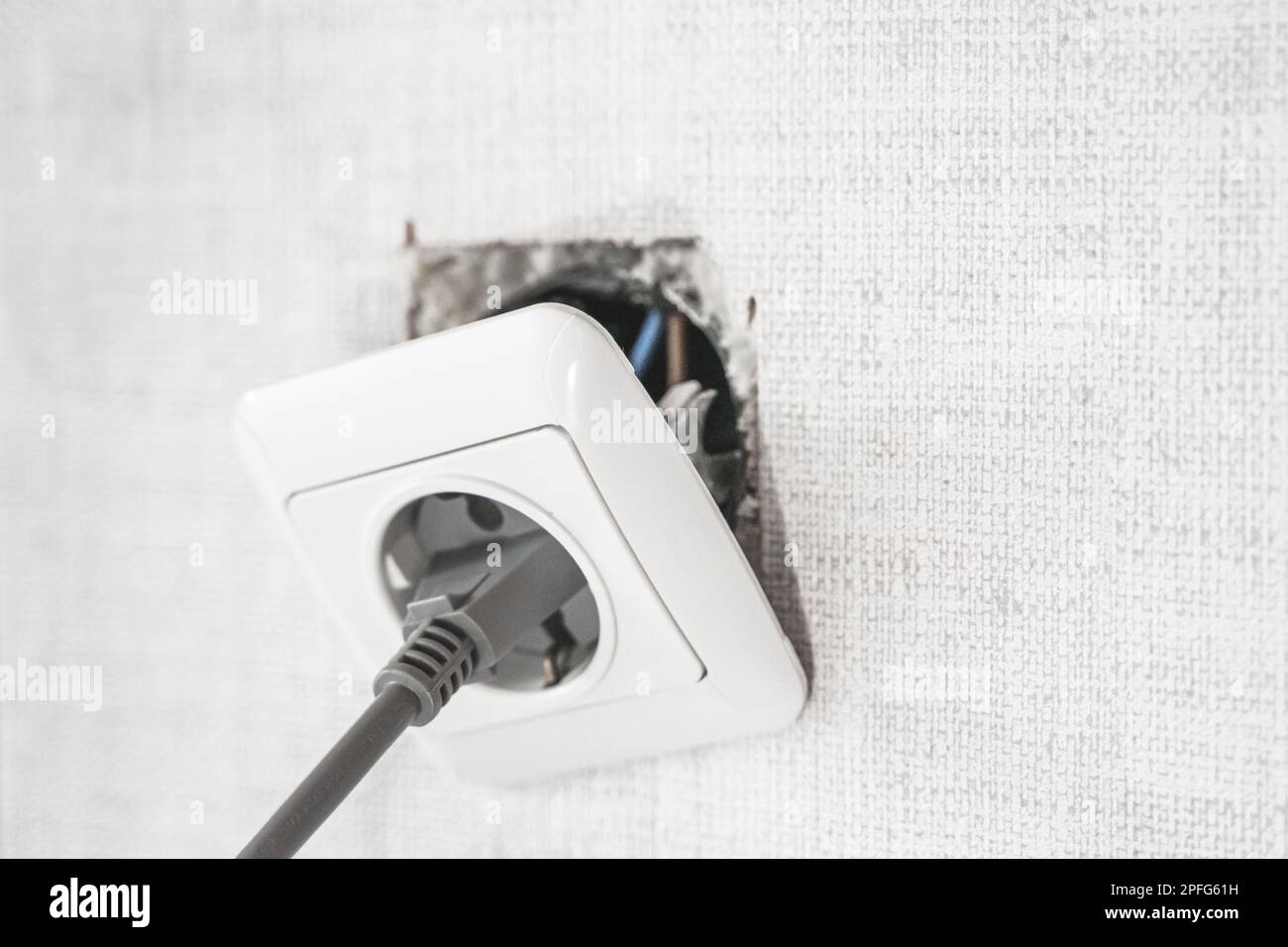 Electrical socket damage kitchen hi-res stock photography and images ...