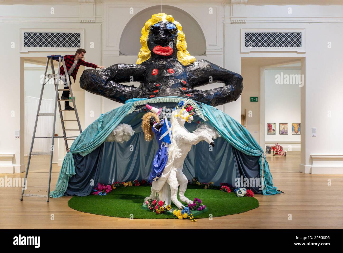 Edinburgh, United Kingdom. 17 March, 2023 Pictured: Gallery Assistant ...