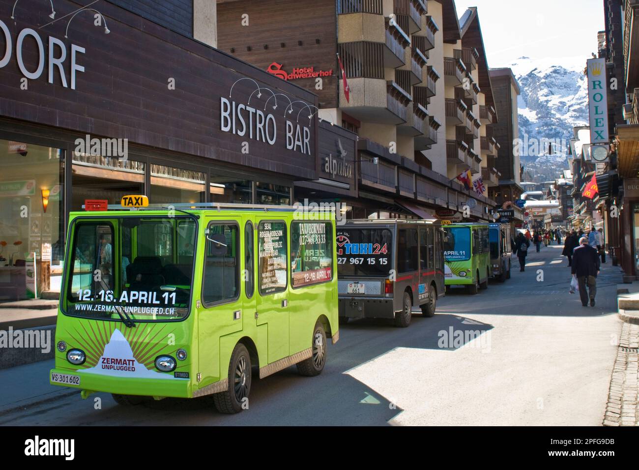 Switzerland electric car zermatt hi-res stock photography and images ...