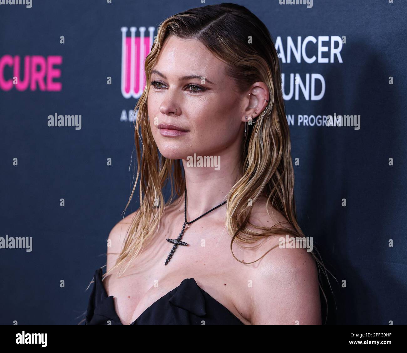 BEVERLY HILLS, LOS ANGELES, CALIFORNIA, USA - MARCH 16: Namibian model ...