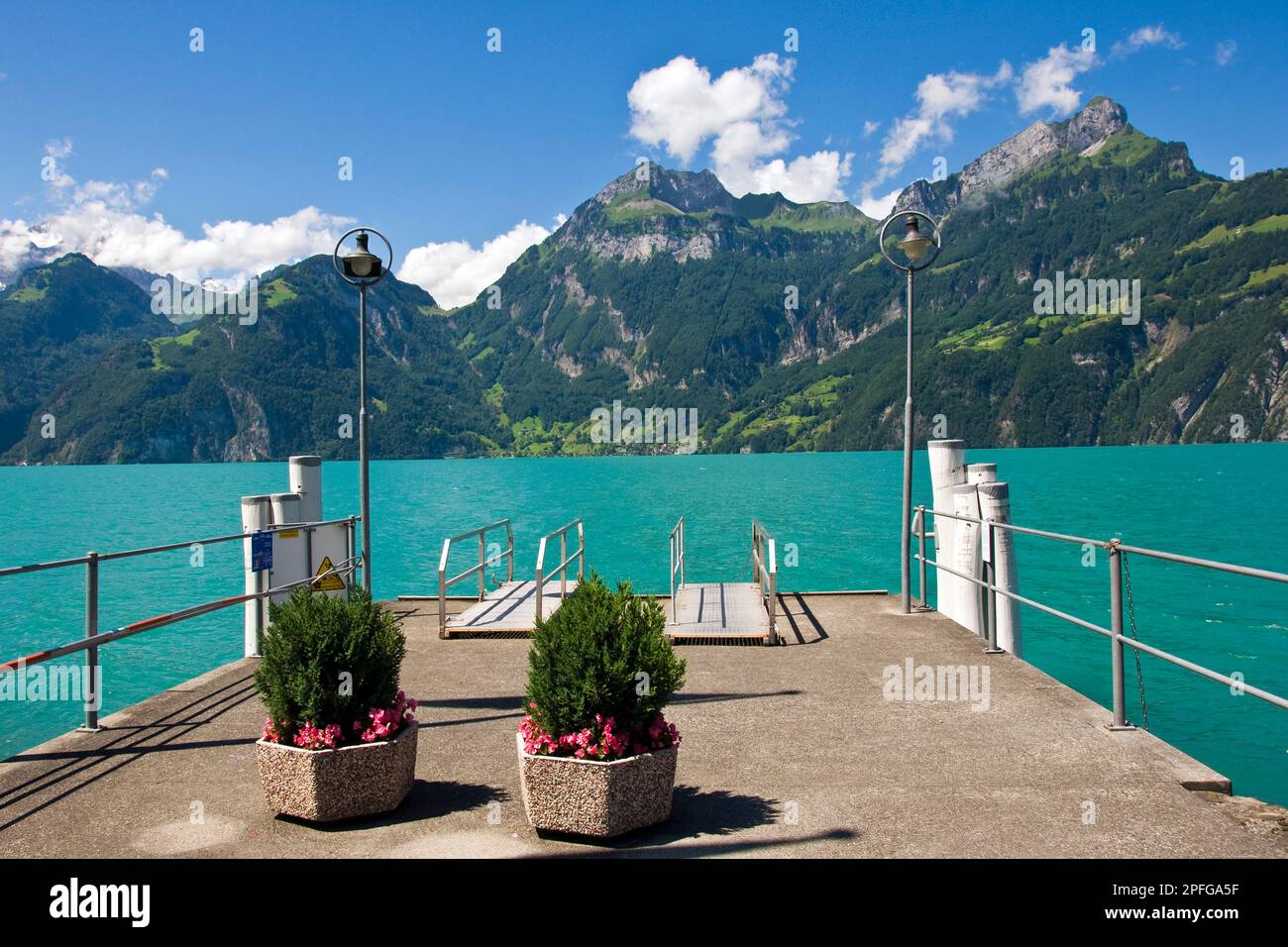 Switzerland, Canton Schwyz, Lucerne lake, Sisikon, landscape Stock ...