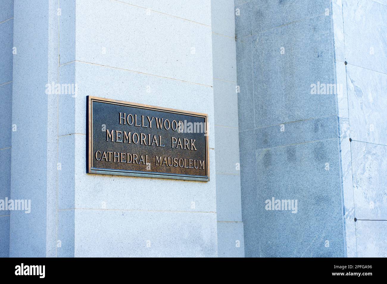 LOS ANGELES, CALIFORNIA - DECEMBER 20, 2022: Hollywood Memorial Park ...
