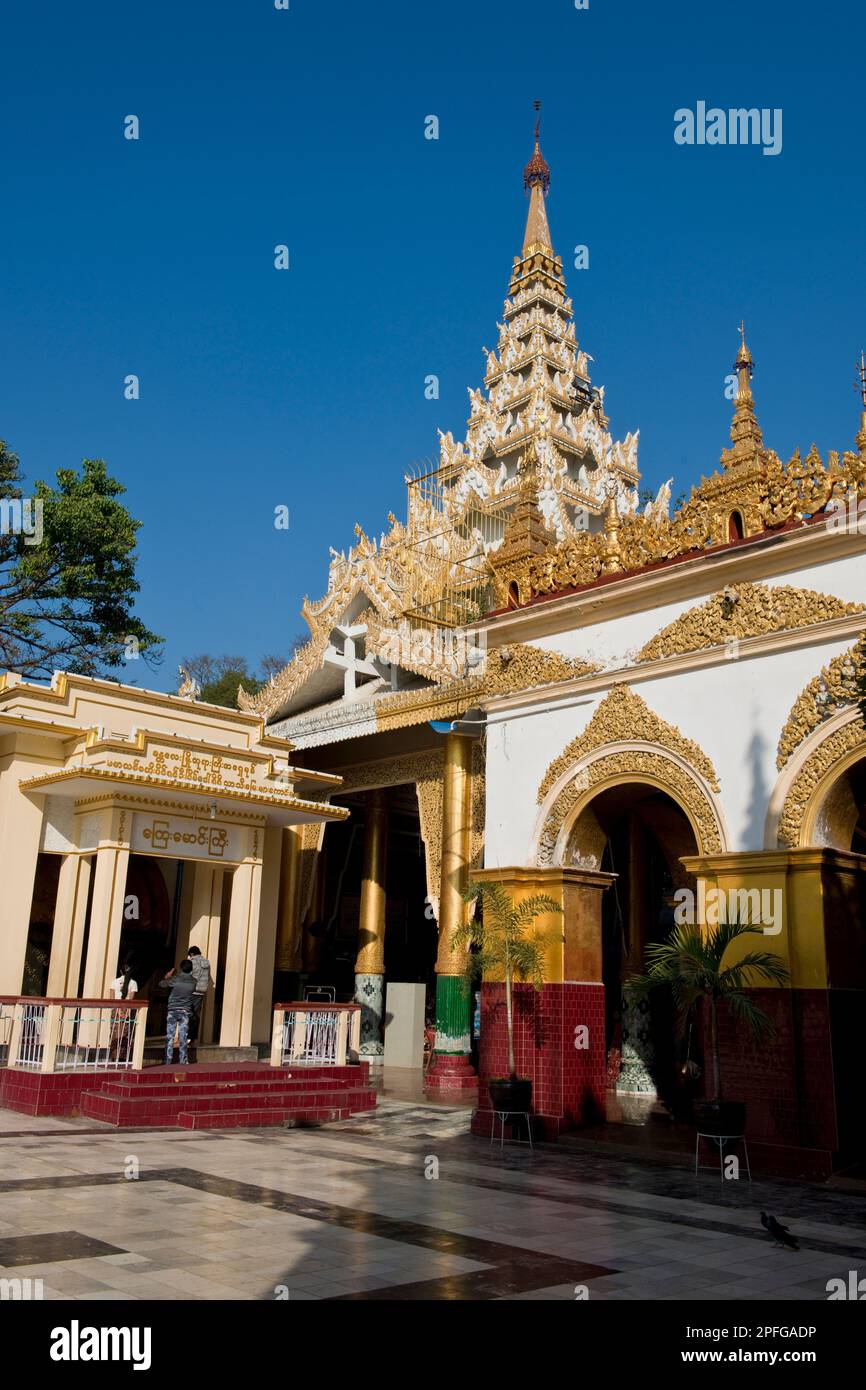 Myanmar, Mandalay, Mahamuni paya Stock Photo - Alamy