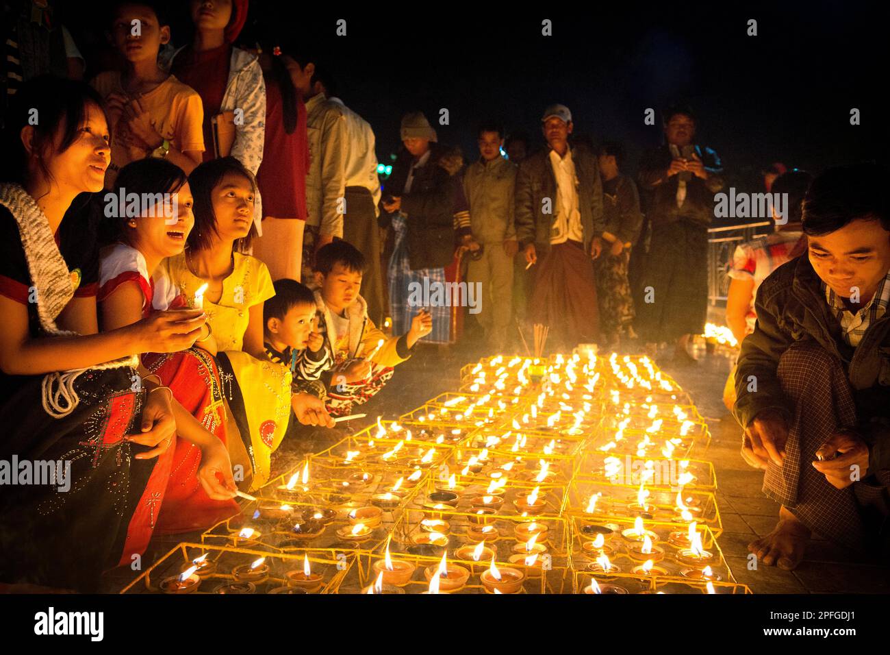 Myanmar, Kyaiktiyo, Golden Rock, Festival of candles Stock Photo - Alamy