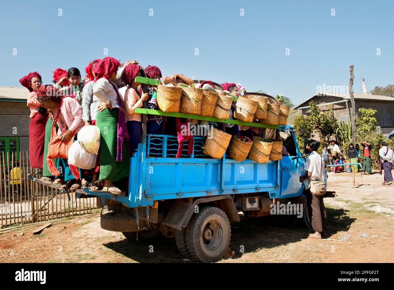Myanmar, Inle lake, Pa O women tribe Stock Photo - Alamy