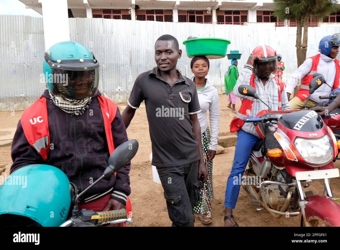 Rwanda, Cyangugu, daily life Stock Photo - Alamy