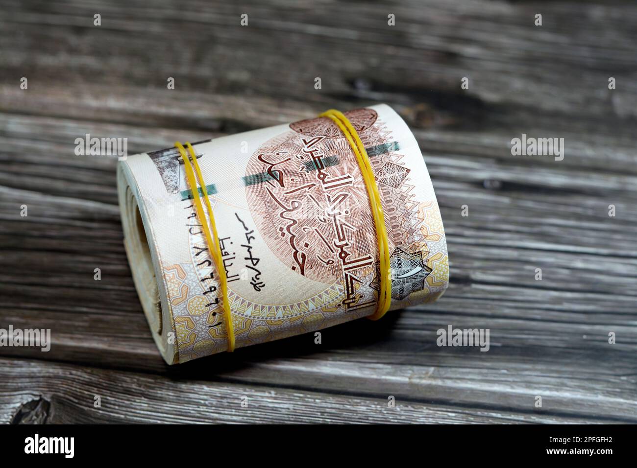 Egypt money bundle roll of pounds, 1 EGP LE one Egyptian pound cash ...