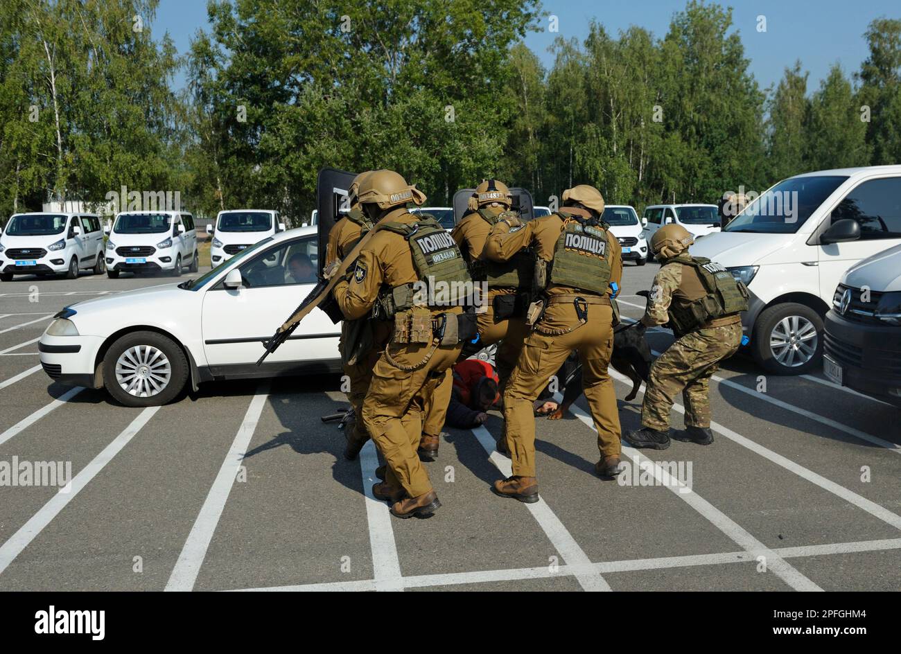 Ukrainian Soldiers of KORD (police strike force, SWAT), performing ...