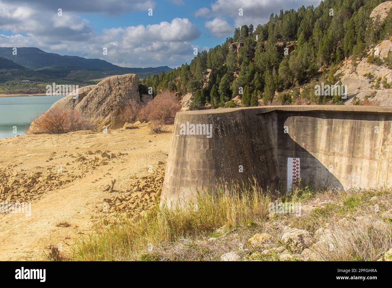 The El Masri Dam in Grombalia, Tunisia. North Africa Stock Photo - Alamy
