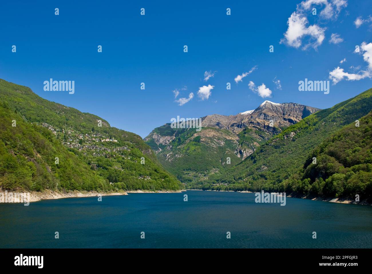 Switzerland, Canton Ticino, Verzasca valley, lake of Contra dam Stock ...