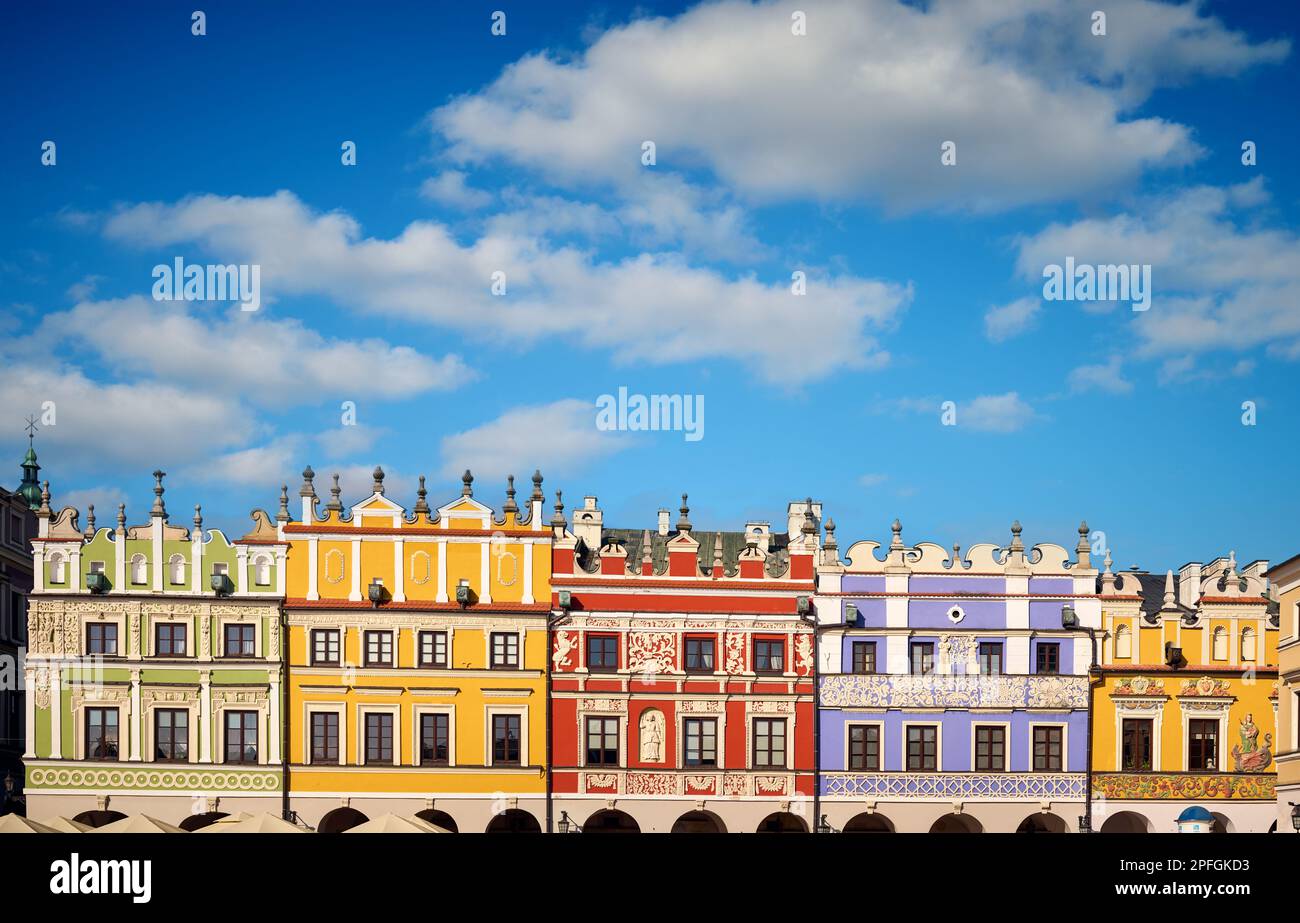 Colorful tenement houses at the main square in Zamość Stock Photo - Alamy