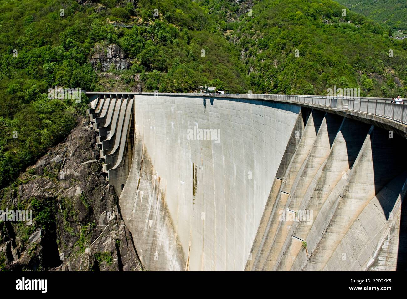 Switzerland, Canton Ticino, Verzasca valley, Contra dam Stock Photo - Alamy