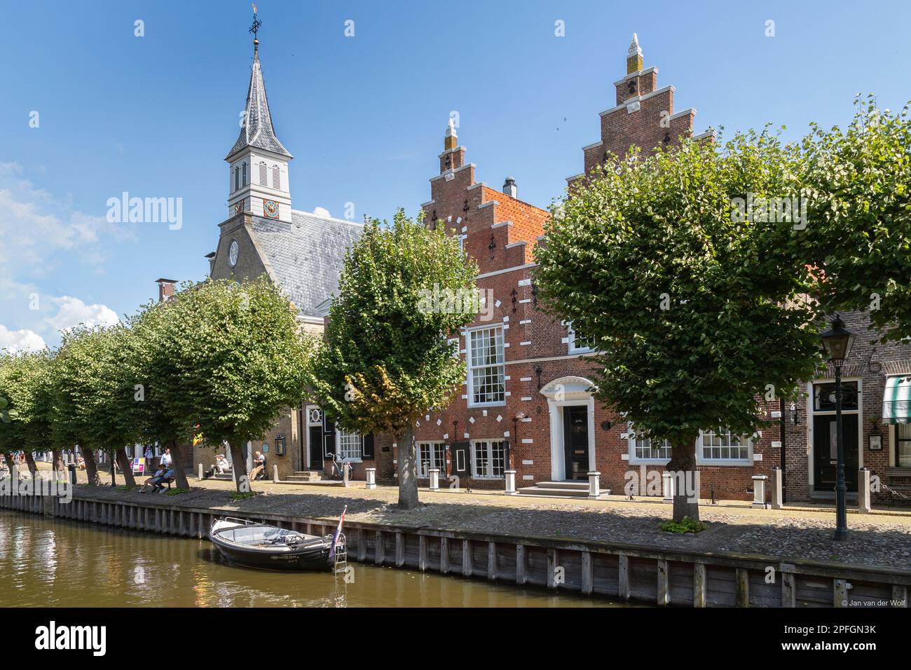 Historic buildings in friesland hi-res stock photography and images - Alamy