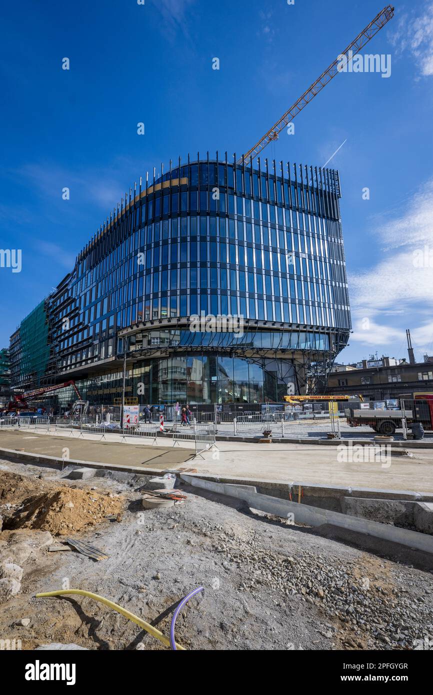 Ongoing construction of the office building with retail space in Na ...