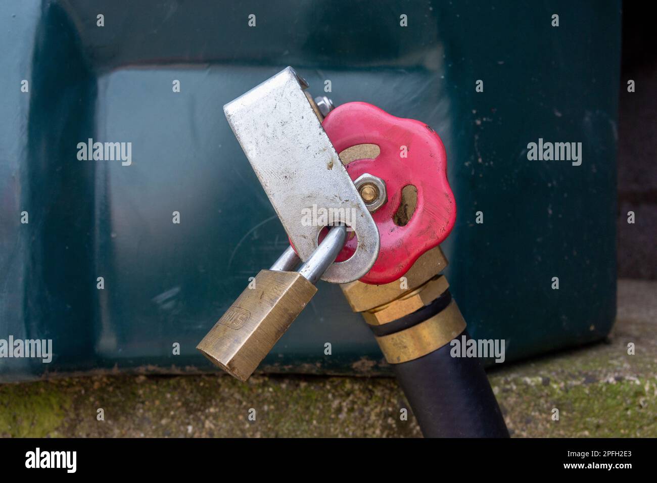 Diesel tank hi-res stock photography and images - Alamy