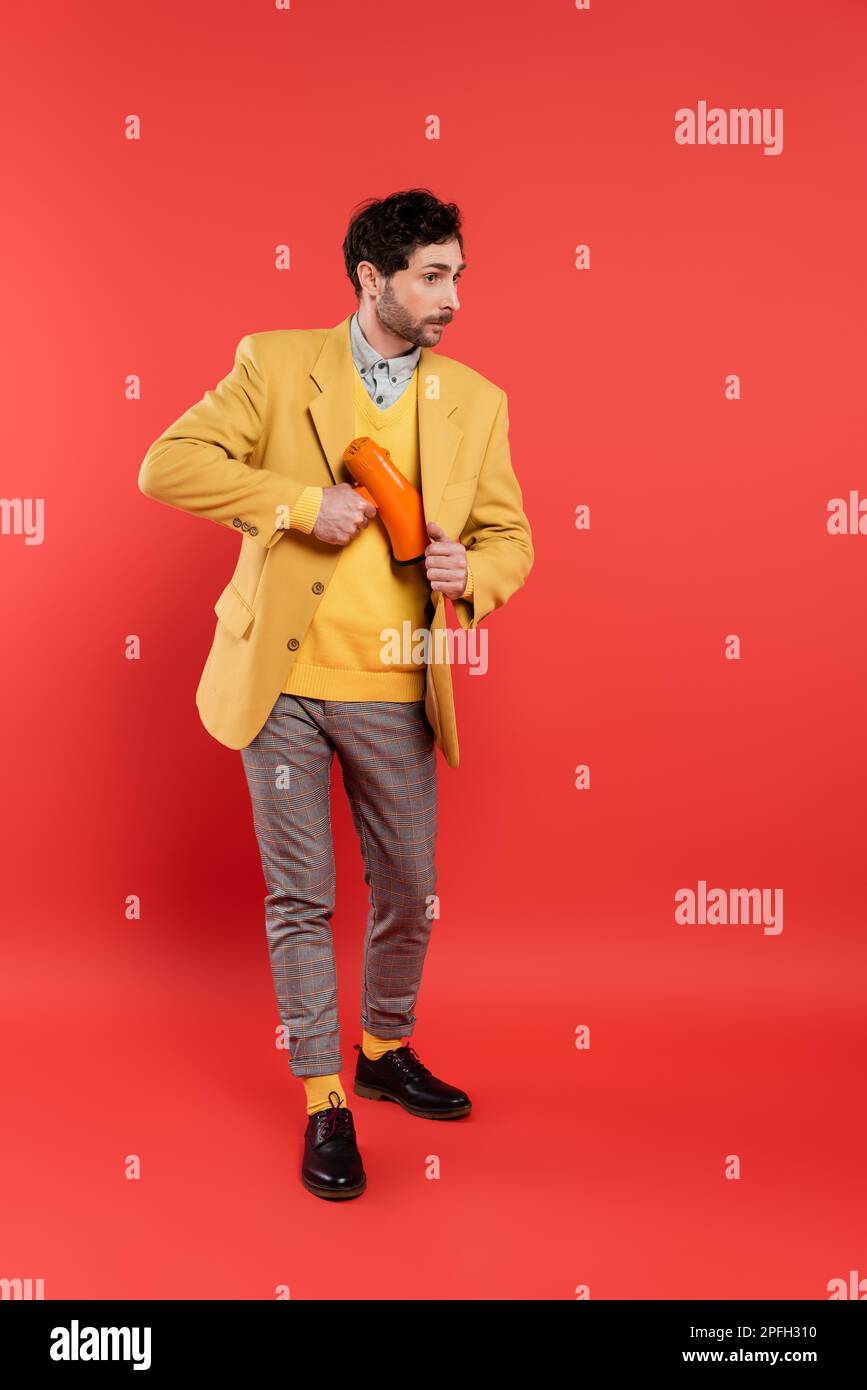 Under dressed speaker hi-res stock photography and images - Alamy