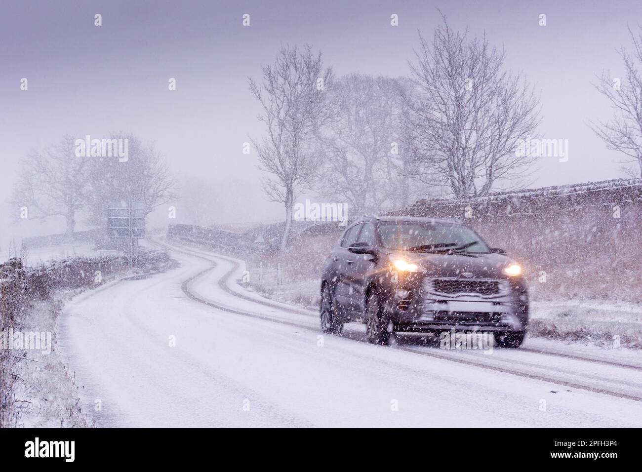 Snow making driving conditions difficult on the A684 between Hawes and ...