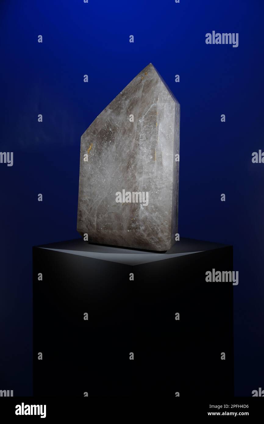Giant quartz hi-res stock photography and images - Alamy