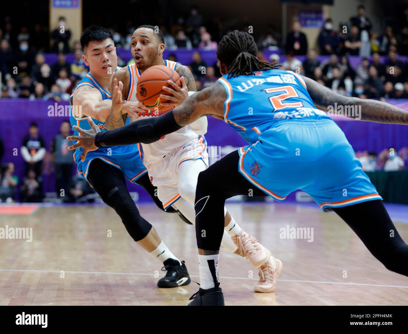 Chengdu, China's Sichuan Province. 17th Mar, 2023. Marlain Veal (C) of ...