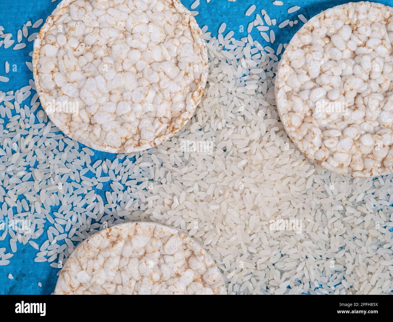 Round puffed crispy rice cakes. Low calorie food for diet Stock Photo ...