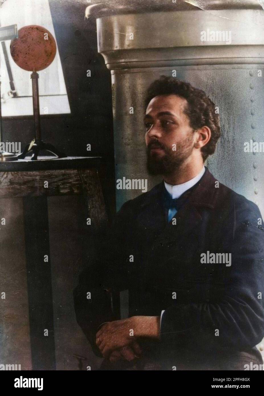 portrait de Jean Baptiste Perrin (1870-1942). Physicien francais dans ...