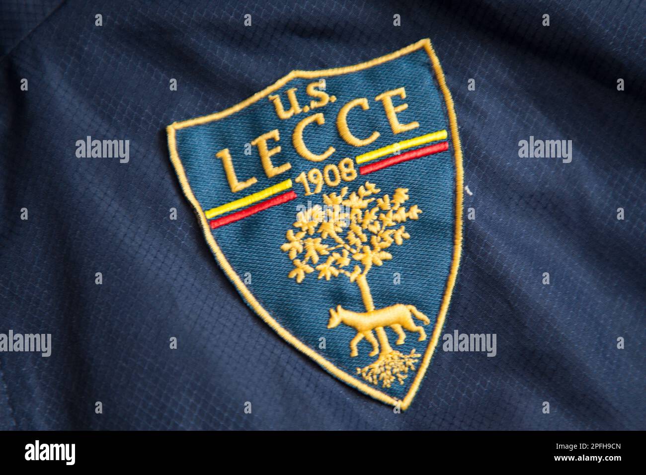 Club badge of Serie A team U.S. Lecce Stock Photo - Alamy