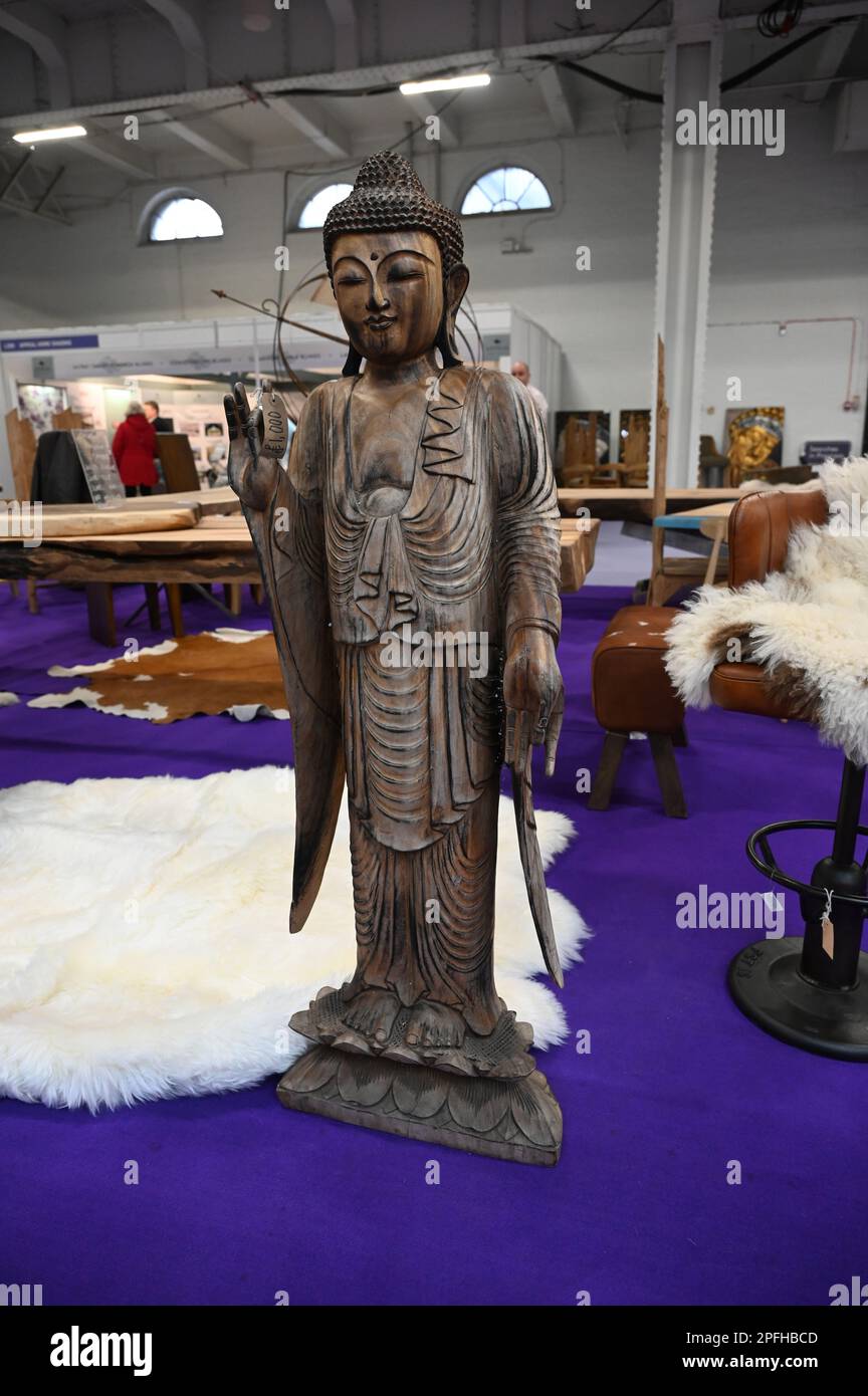 Buddha corner at home hi-res stock photography and images - Alamy