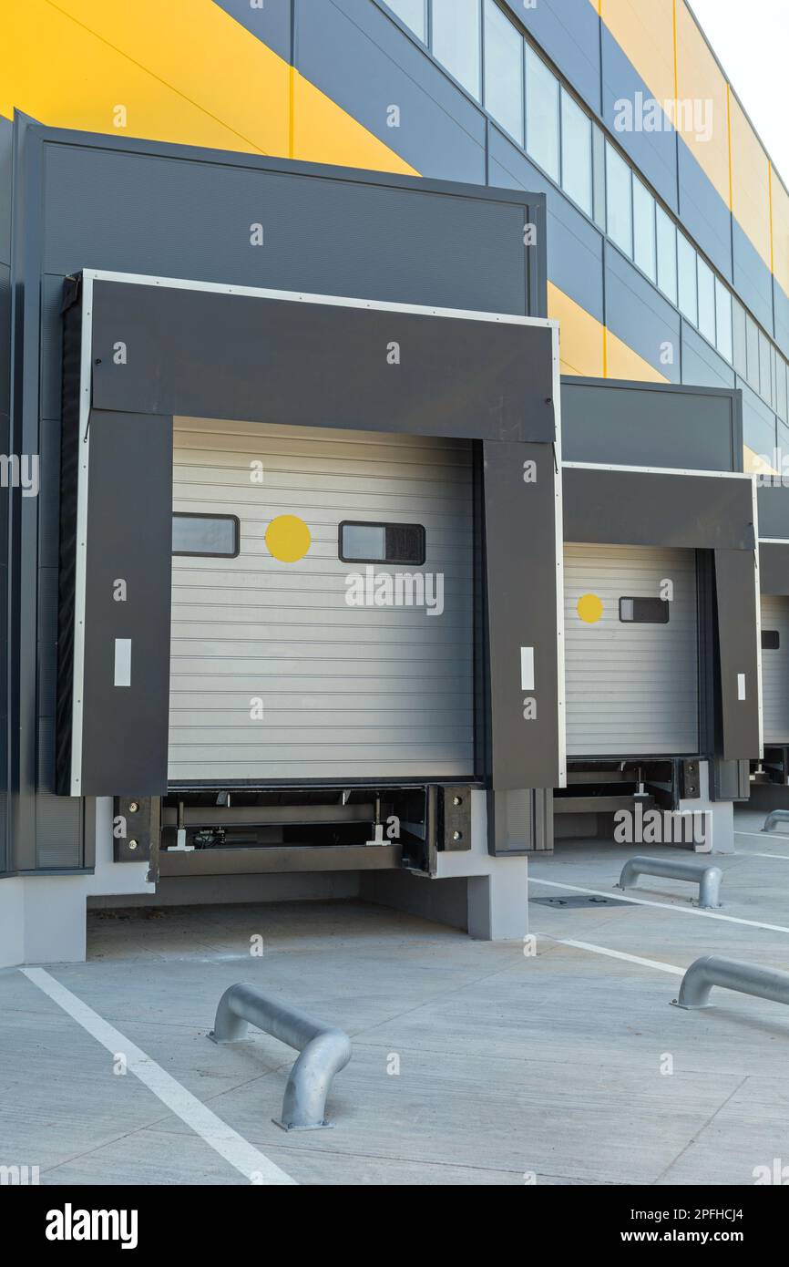 Storage and distribution hi-res stock photography and images - Alamy