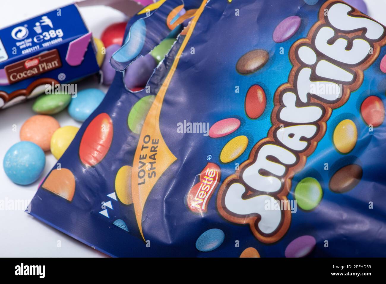 Smarties UK Sweets Confectionary Chocolate Stock Photo - Alamy