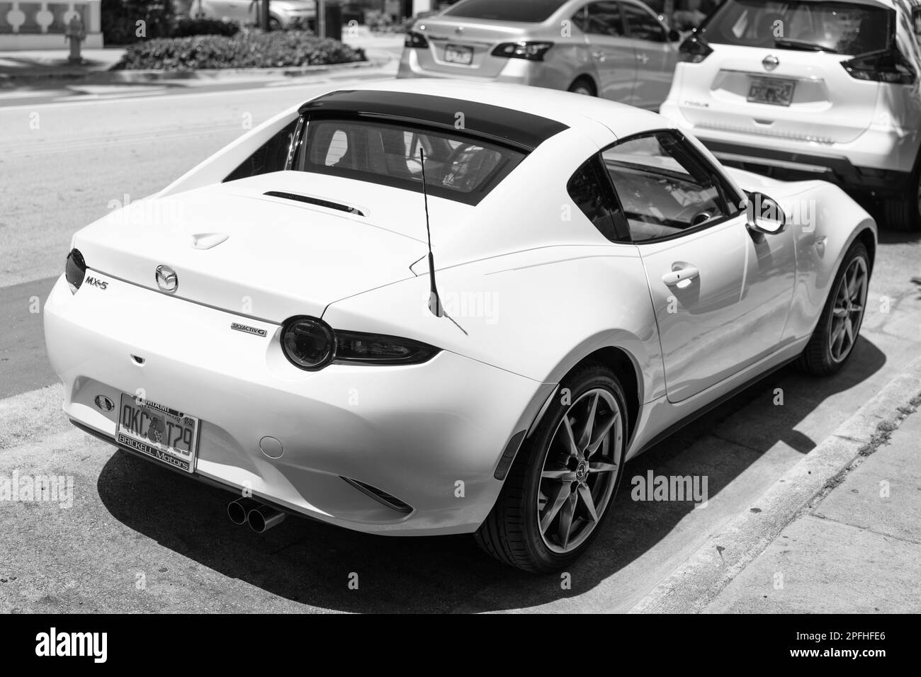 1989 mazda mx 5 miata Black and White Stock Photos & Images - Alamy