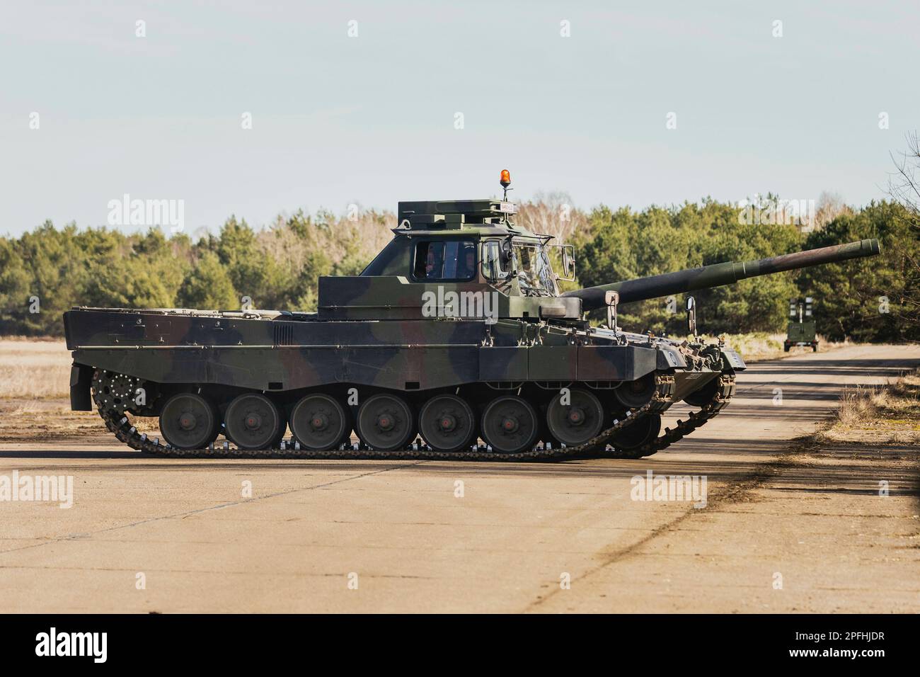 Grinding Angle, Deutschland. 16th Mar, 2023. A Leopard 2 tank with ...
