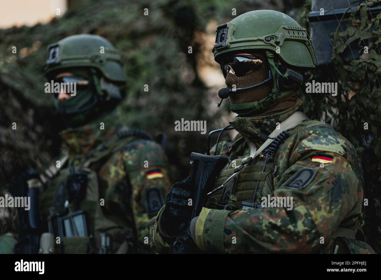 Grinding Angle, Deutschland. 16th Mar, 2023. Feldjaeger soldier ...