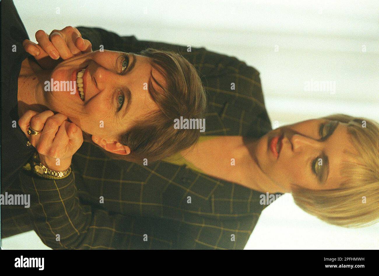 MAKEOVER HAIR/C/26FEB98/DD/LS ------ Deborah Dean is shown by "Cowboy's ...