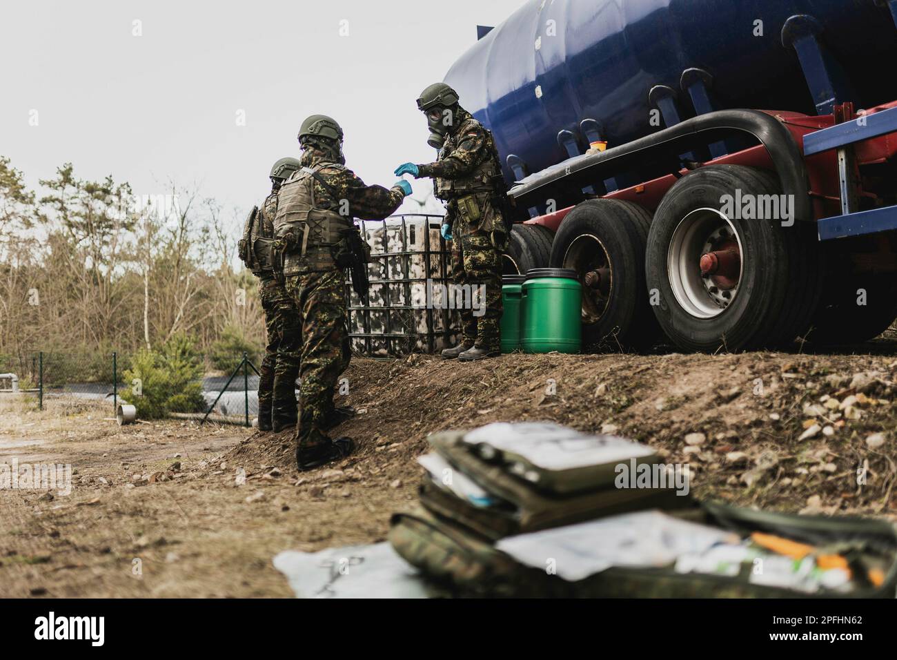 Grinding Angle, Deutschland. 16th Mar, 2023. Sample taking and analysis ...