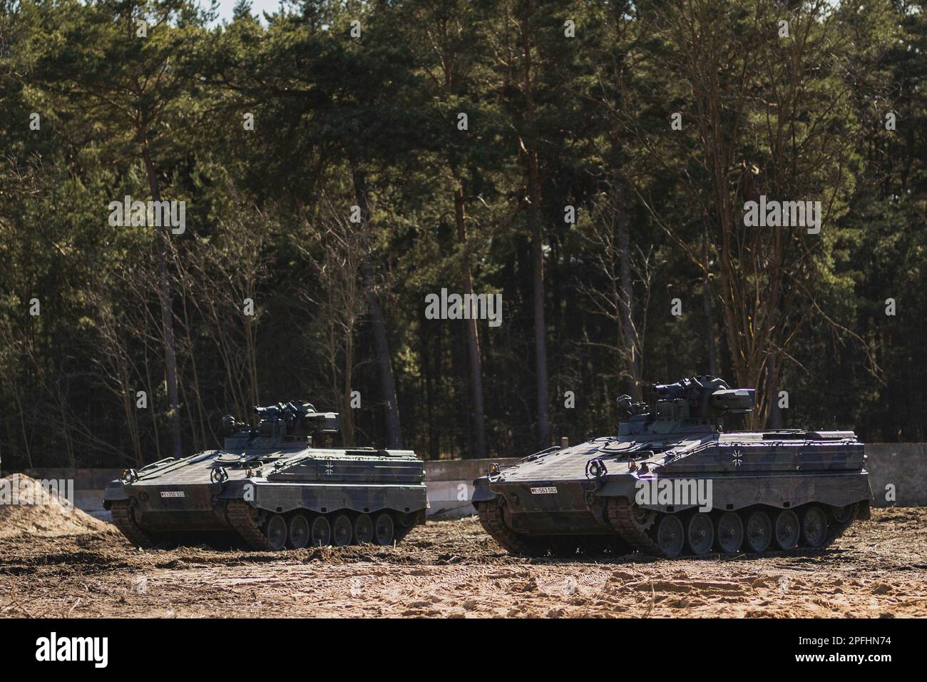 Militaer military armed forces base bundeswehr german army bund hi-res ...