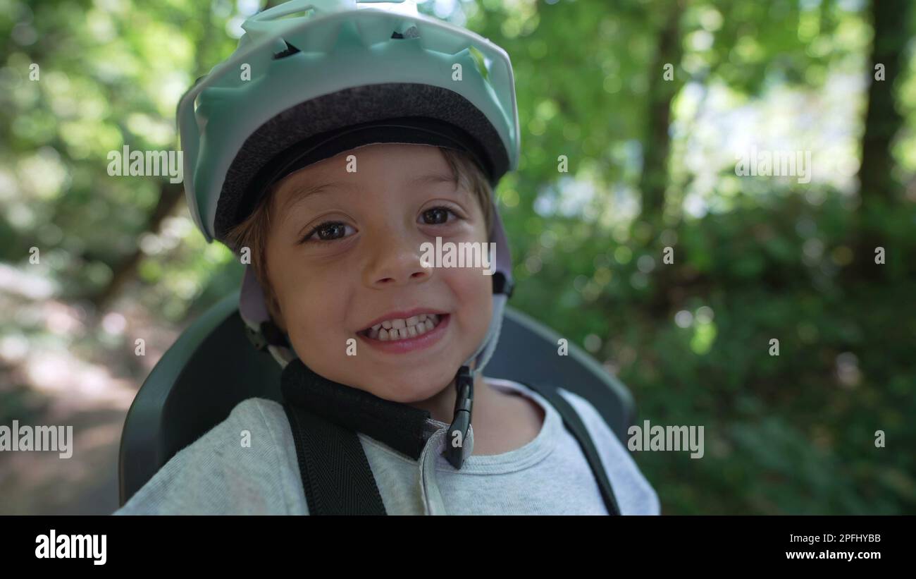 Cyclist face boy smiling hi-res stock photography and images - Alamy
