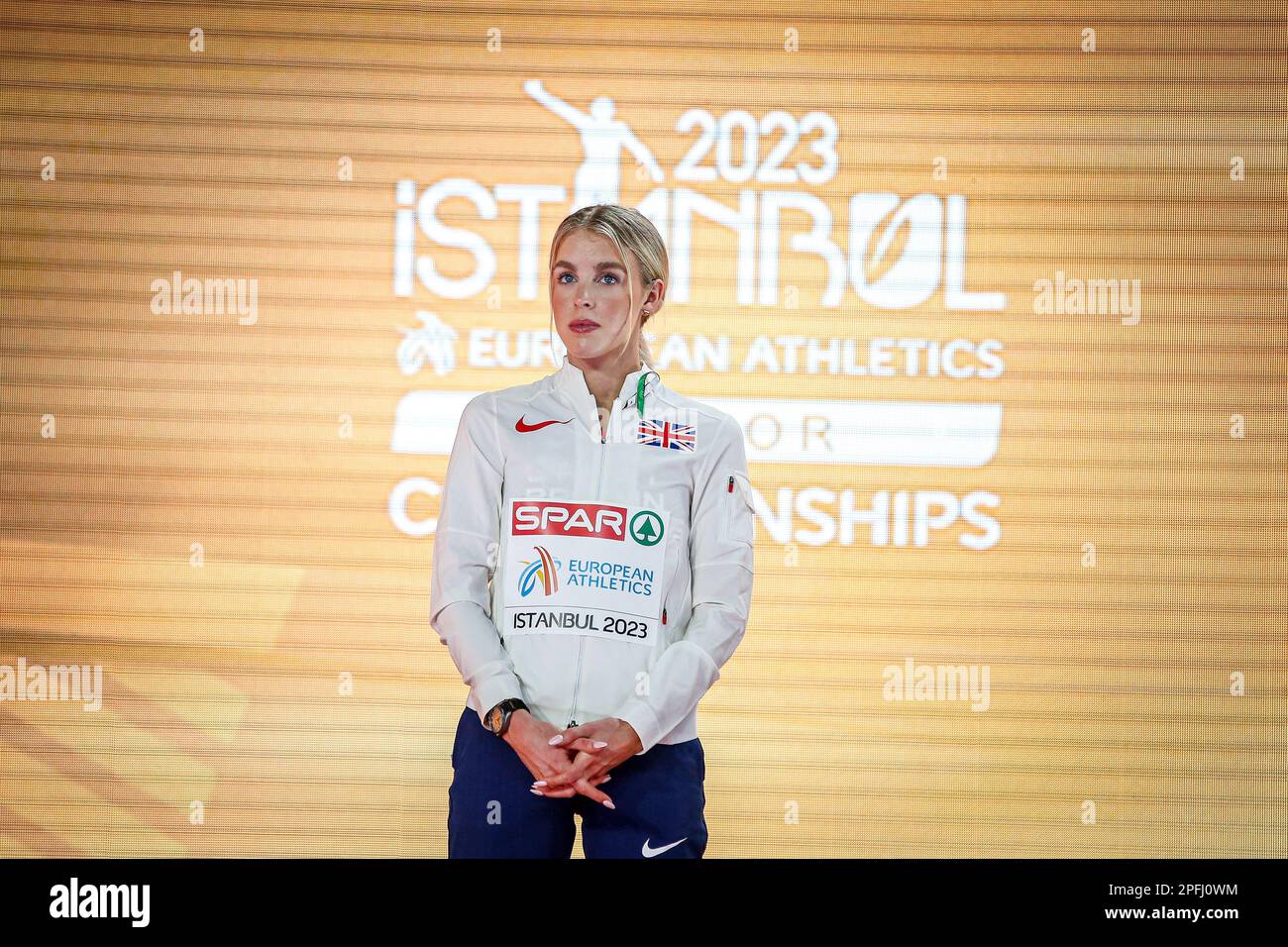 Keely hodgkinson medal hi-res stock photography and images - Alamy