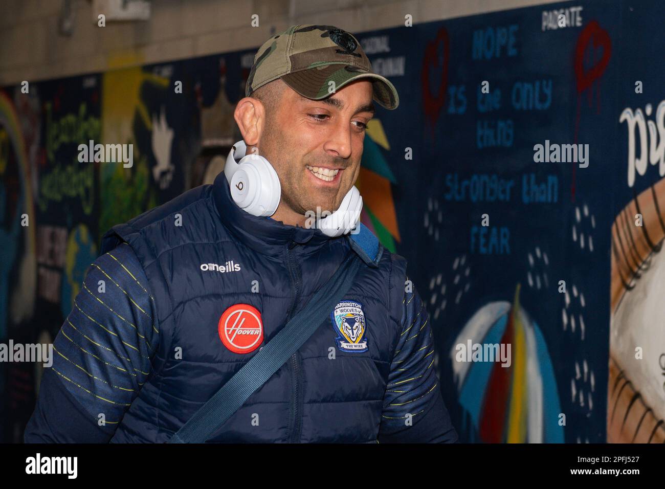 Paul Vaughan #10 of Warrington Wolves arrives ahead of the Betfred ...