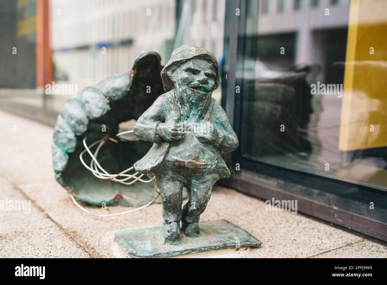 The Dwarfs of Wroclaw. Dwarfs sculptures lurking and hiding around ...