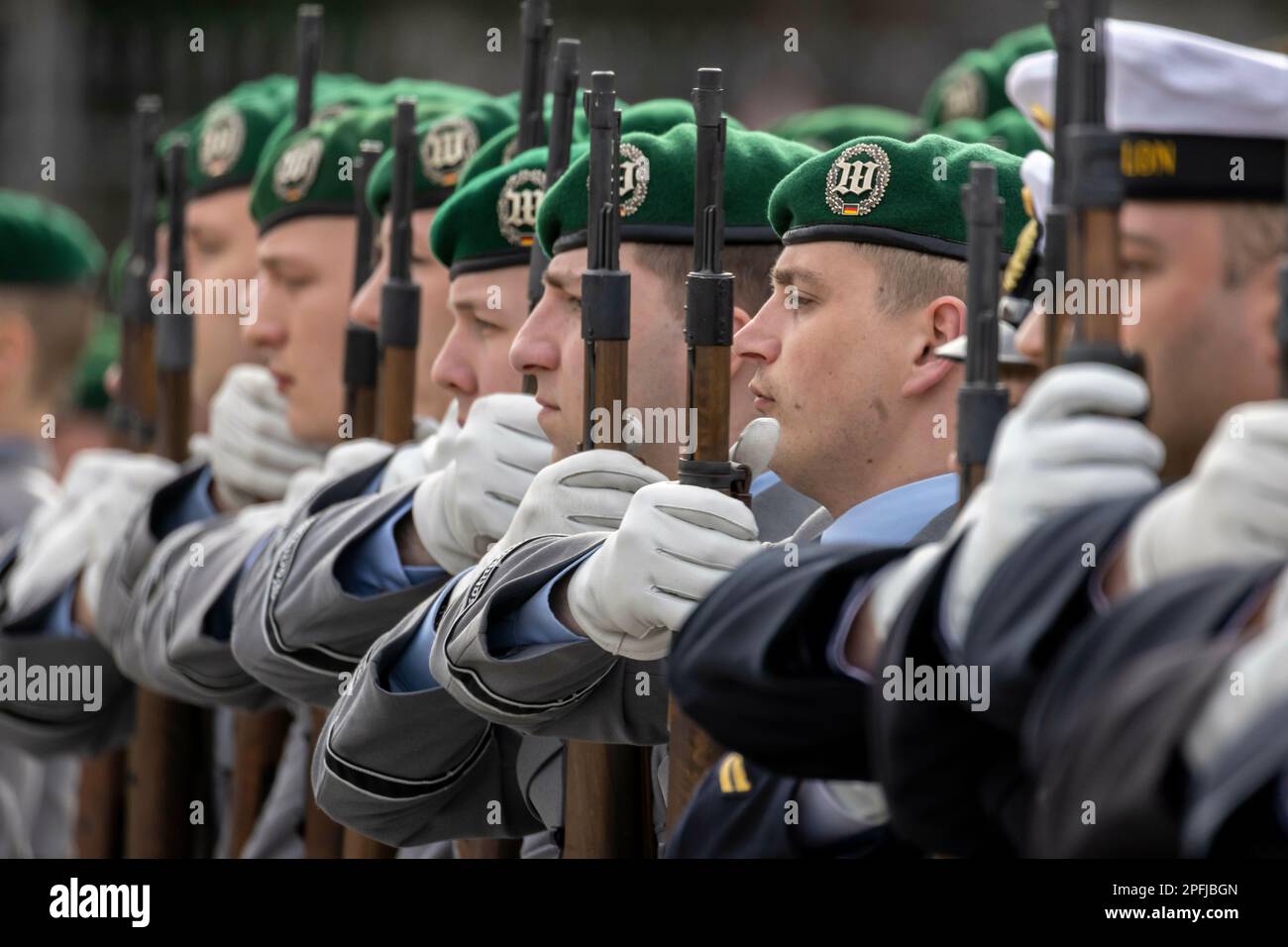 Militaer military bundeswehr german army bundeswehr soldier solda hi ...