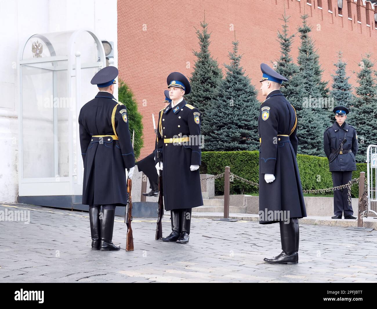Changing of the Guard, Kremlin Regiment, Moscow, Russia Stock Photo - Alamy
