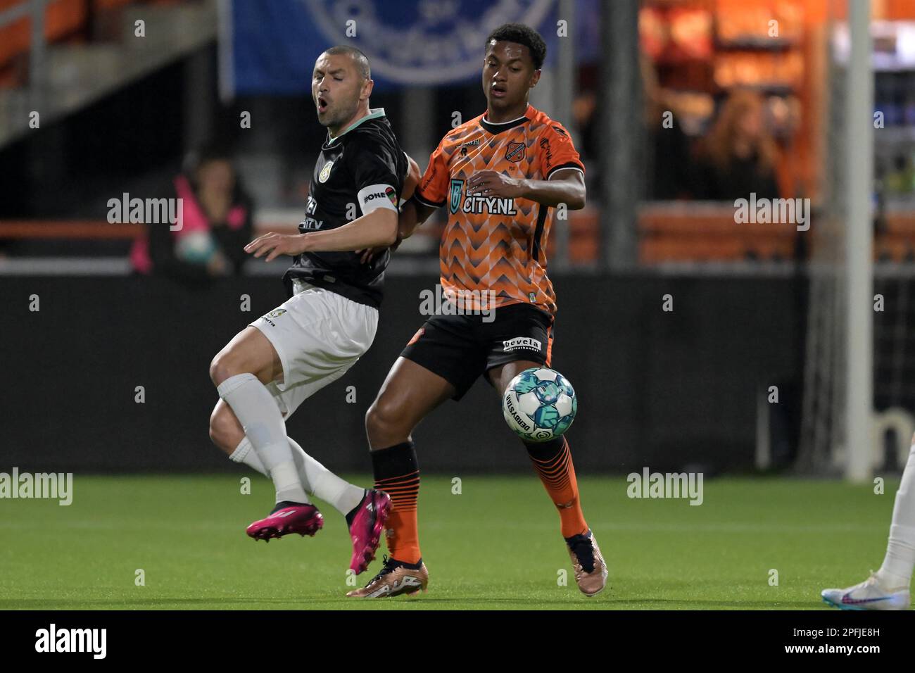 VOLENDAM - (l-r), Burak Yilmaz of Fortuna Sittard, Brian Plat of FC ...