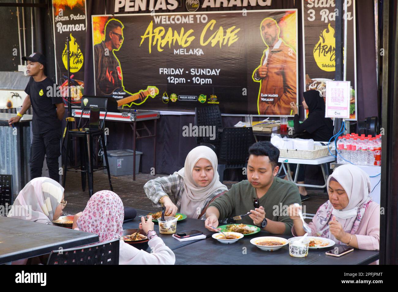 Malaysia, Melaka, Malacca, restaurant, people Stock Photo - Alamy