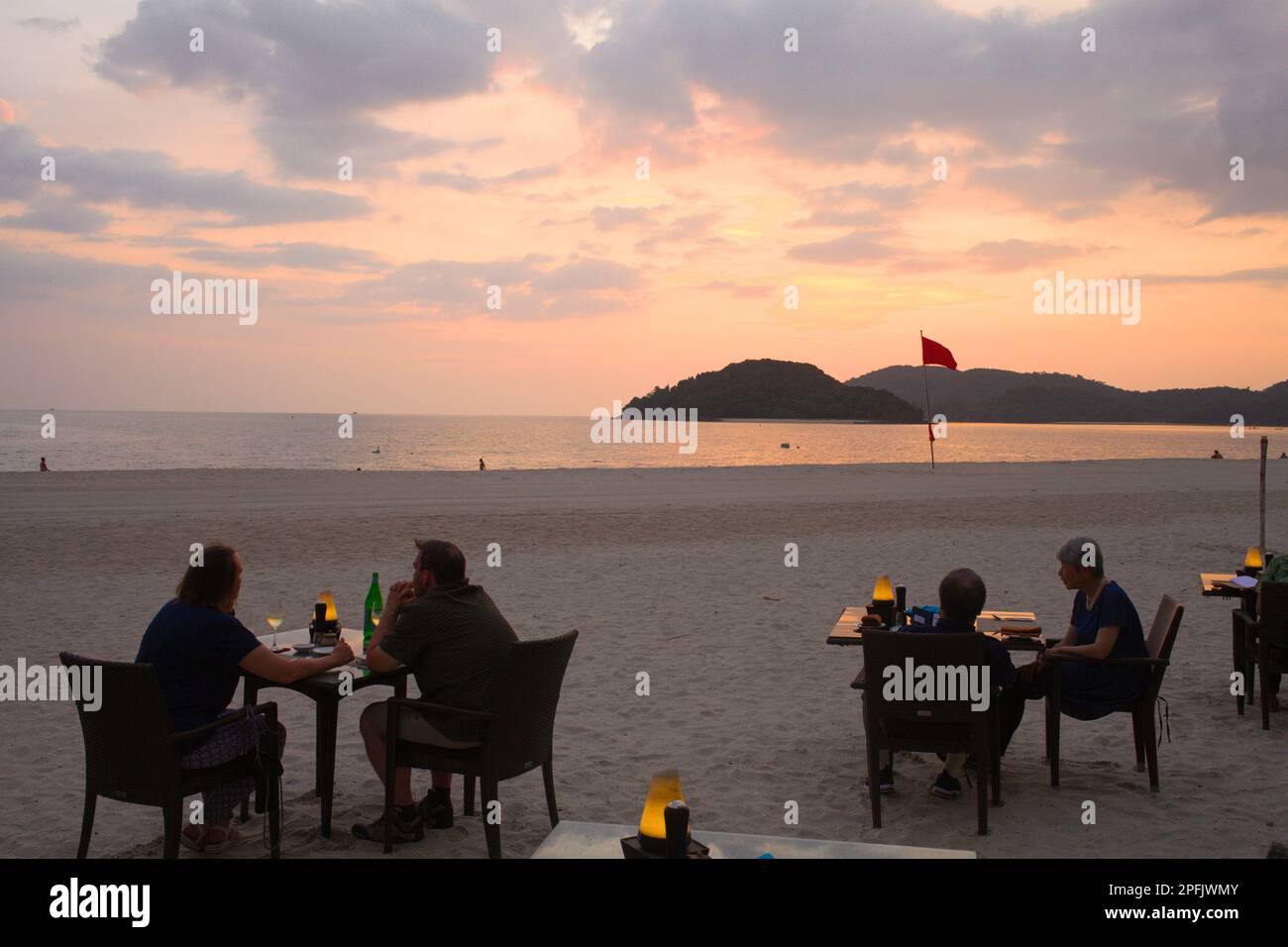 Malaysia, Langkawi, Pantai Cenang, Cenang Beach, restaurant, people ...