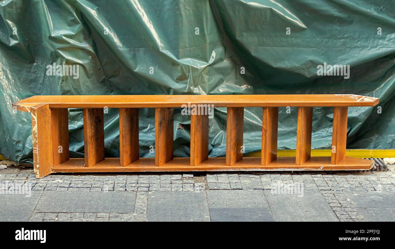 Step ladder high street hi-res stock photography and images - Alamy
