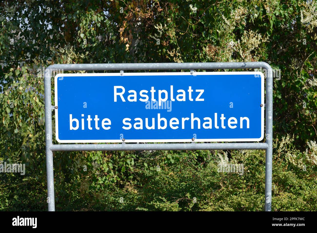 Sign, Rest area please keep clean, Germany, Motorway rest area Stock ...